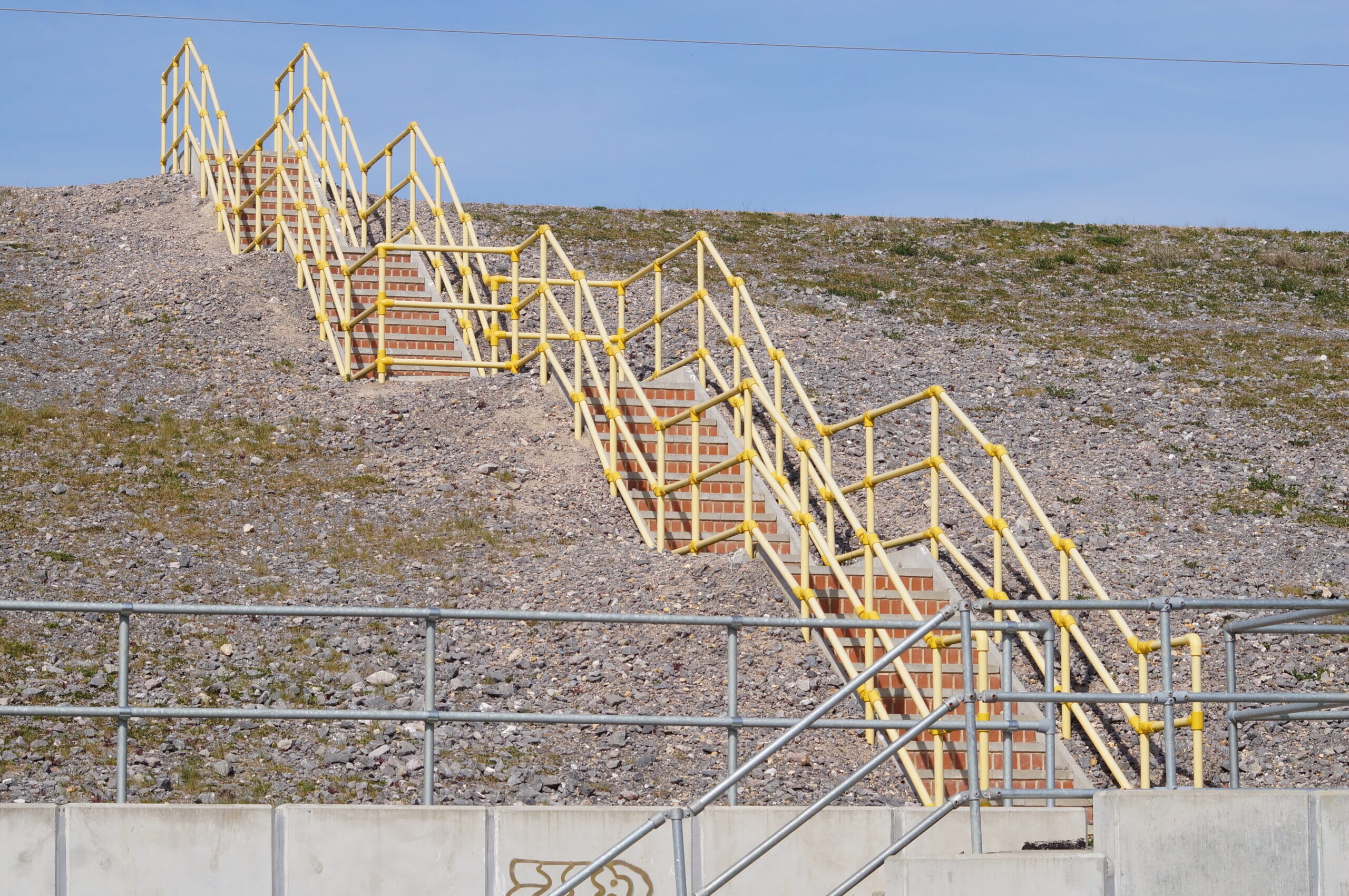 Rail Platform Extensions, Driver Walkways & More | Ezi Klamp