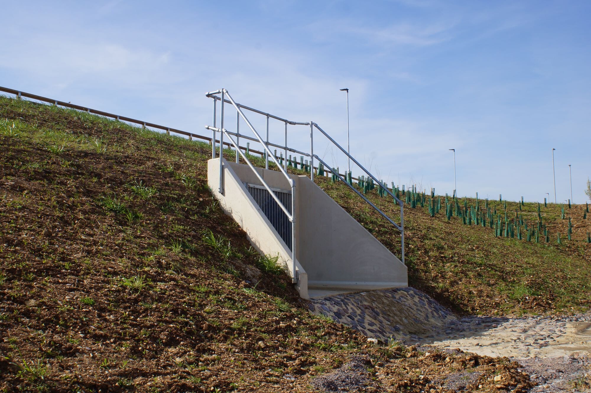 Choosing the Right Handrails for Your Needs | Ezi Klamp Systems